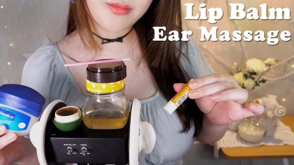 [PPOMO ASMR]ASMR Lip Balm Ear Massage & Care 👂💄 (BASS Boosted, Scrub ...